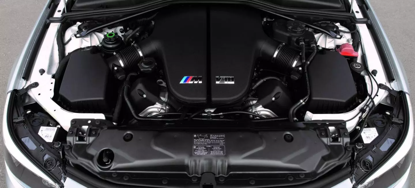 इन्जिन S85 V10 Bmw M5 E60 19