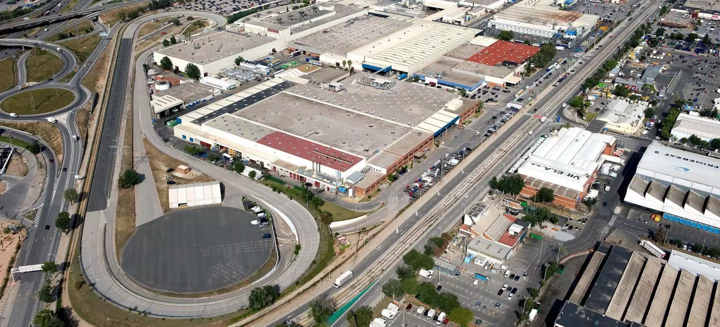 Vista aerea della fabbrica Nissan di Barcellona