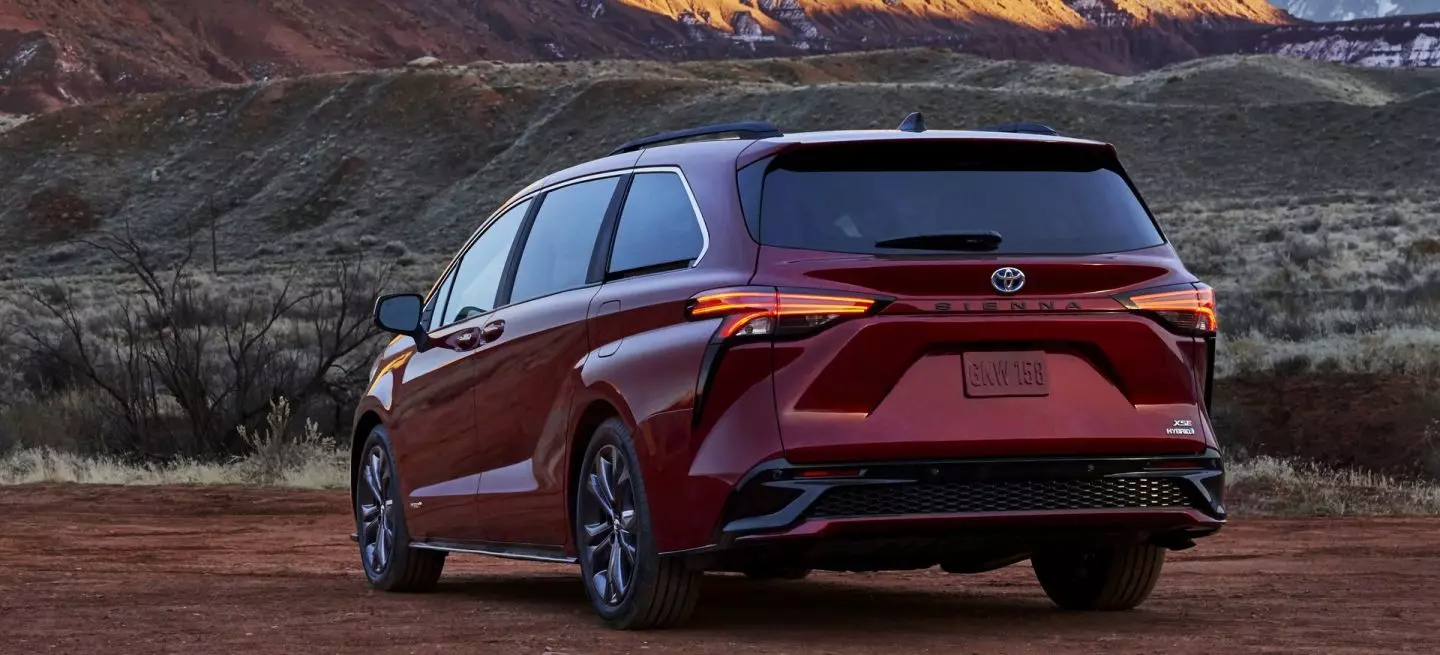 Toyota Sienna 2020 18