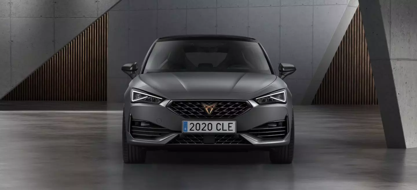 Cupra Leon 2020 Cupra 5d Phev 02 Ceanncheathrú