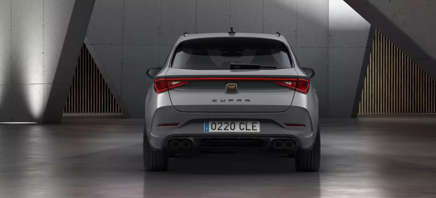 Прибывает CUPRA León 2020, самая спортивная версия нового SEAT León, с мощностью до 310 л.с. и подключаемой гибридной версией с