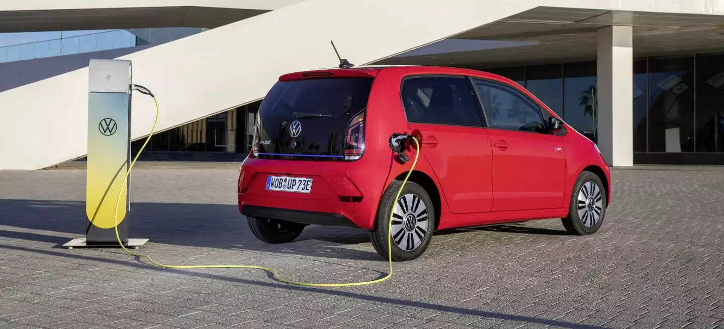 Новиот Volkswagen E Up!