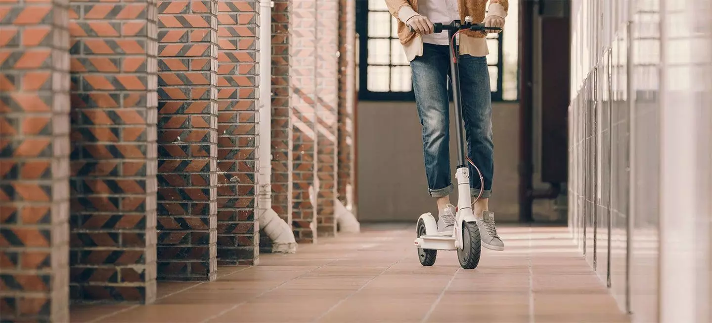 Melnā piektdiena Xiaomi Scooter 2