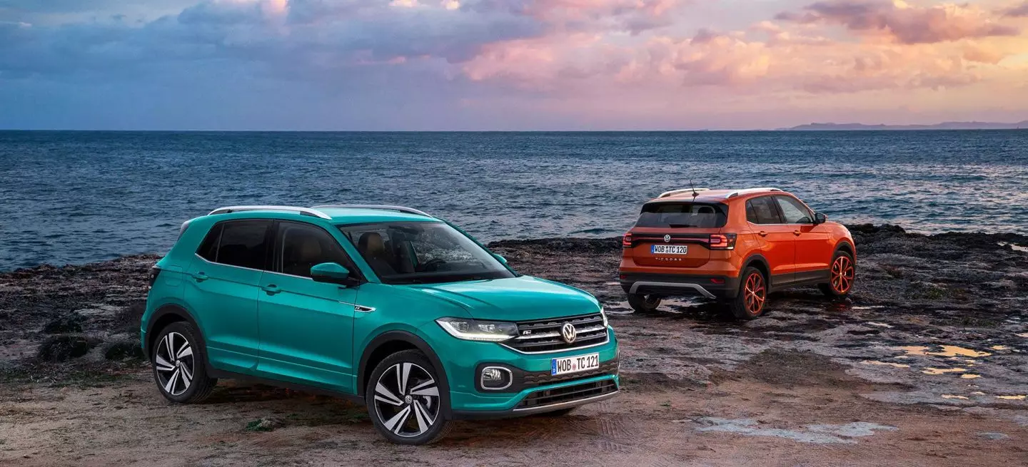 Volkswagen T Cross 2019 Orange Esterni Test 24