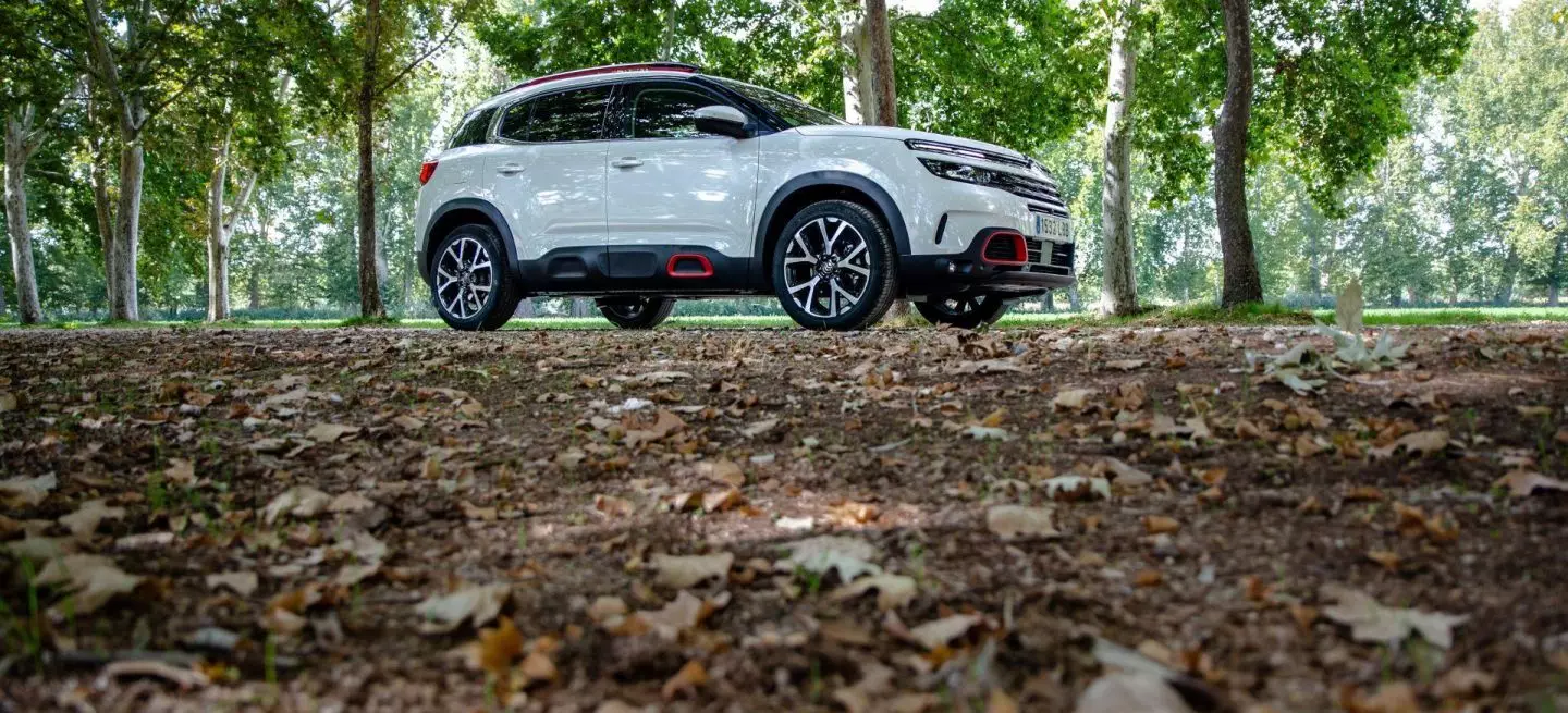 Citroen C5 Aircross Vs Peugeot 3008 28 |