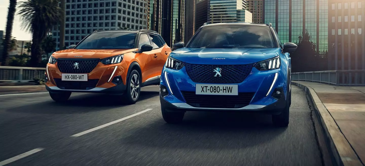 Peugeot E 2008 Biru 2019 03