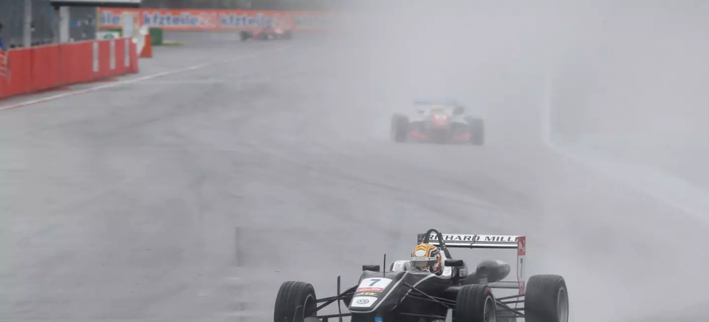 FIA Formula 3 Europako Txapelketa, 2. txanda, 1. lasterketa, Hockenheim (GER)