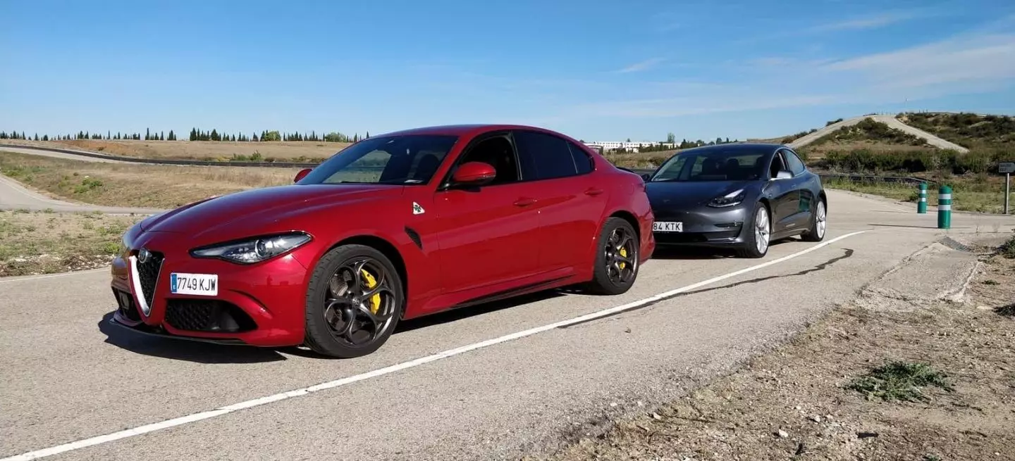 Tesla Model 3 Vs Alfa Romeo Giulia Quadrifoglio 0619 020