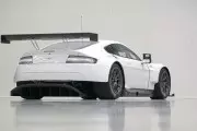 Aston Martin odhaľuje svoj veľkolepý Vantage GTE 2016 89303_5