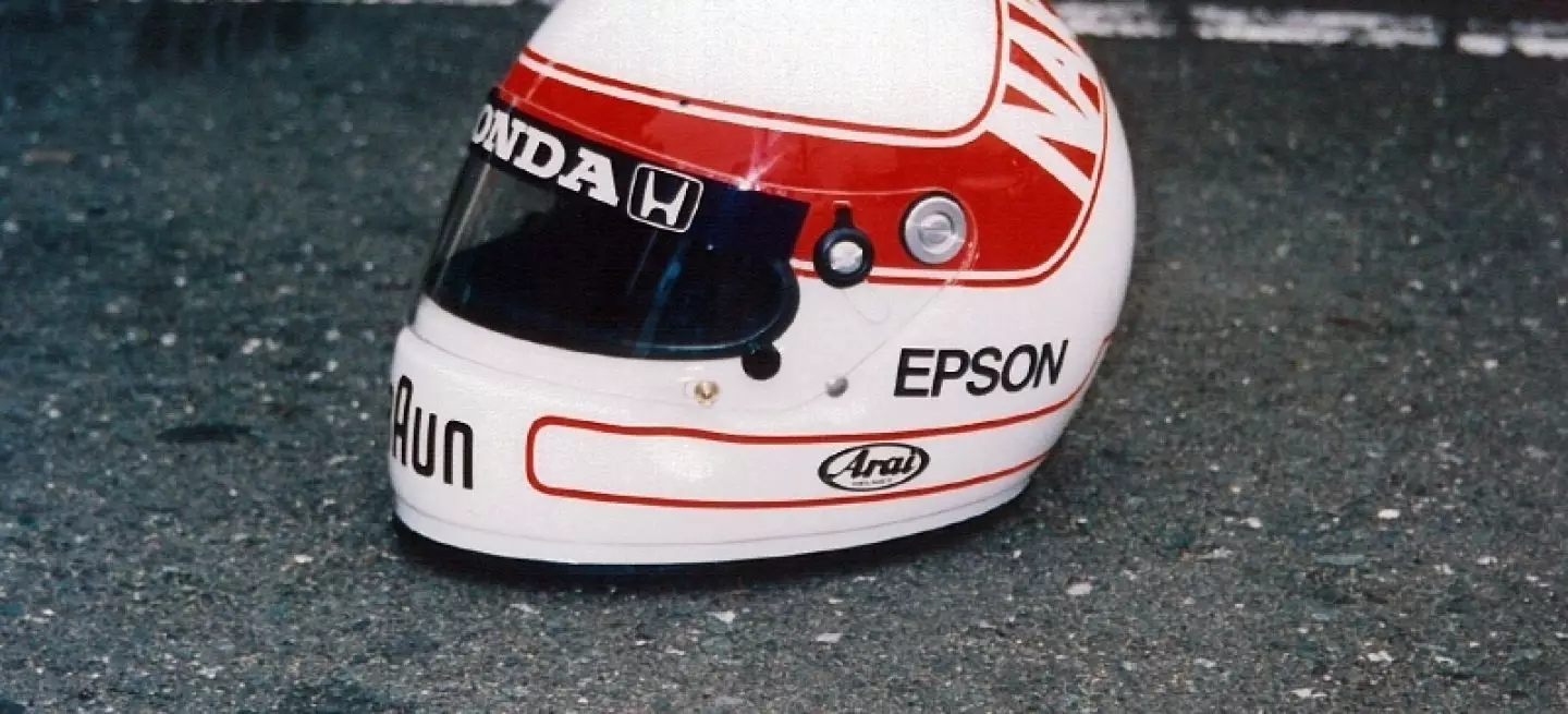 Casco Satoru Nakajima