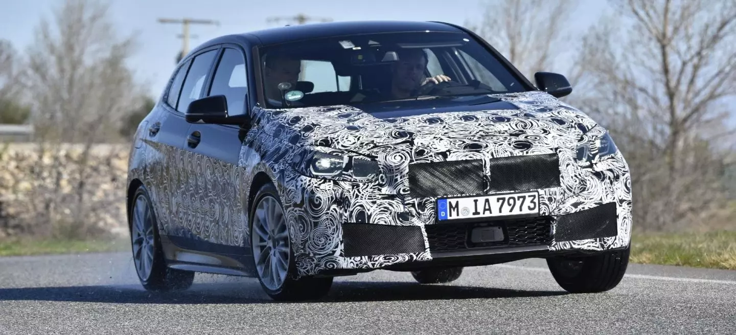 Bmw 1 సిరీస్ 2020 P90341143 మిరామాస్ Tలో హైర్స్ టెస్టింగ్