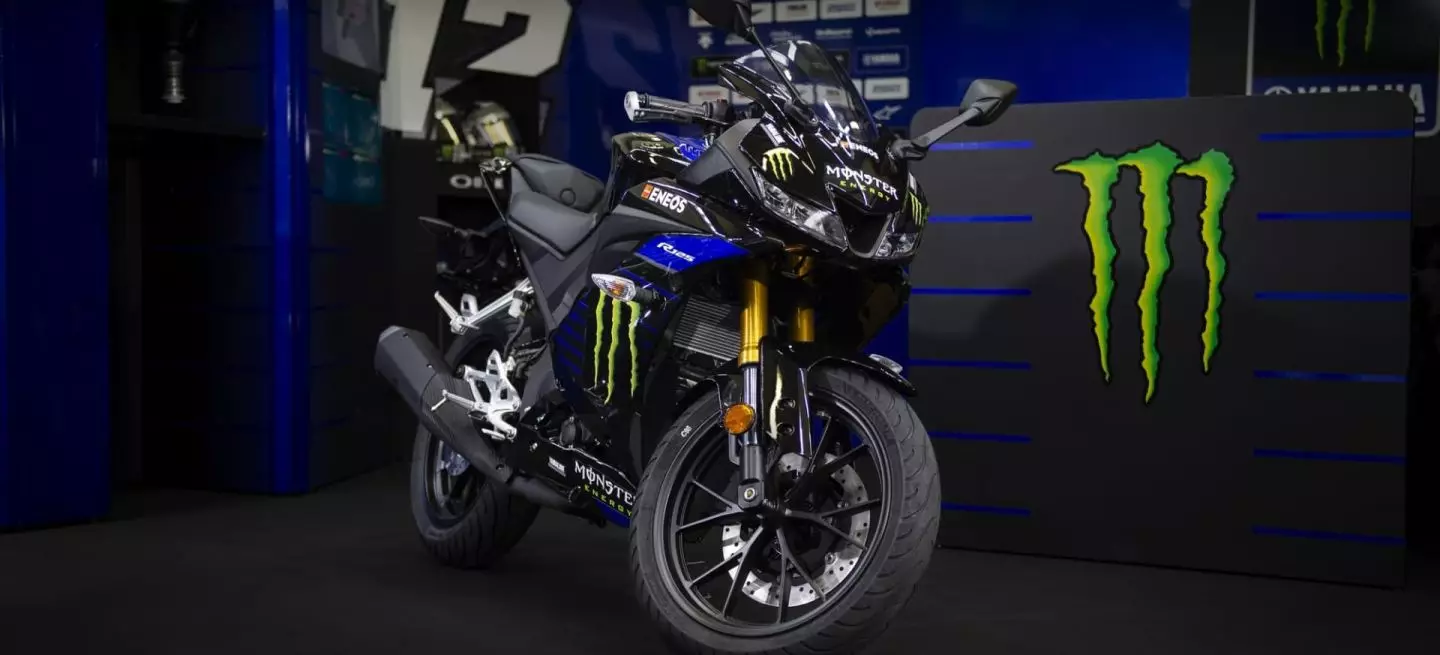 2019 Yamaha Yzf R125sv ኢዩ እኩለ ሌሊት ብላክስታቲክ 004 03