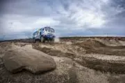 KAMAZ は自らを再発明し、ダカール 2018 のトラックに重要な目新しさをもたらします 98456_3