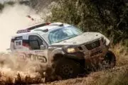 Dari Afrika Selatan dengan penuh kasih sayang: Dakar 2018 akan mengalu-alukan Nissan Navara V8 baharu 98899_7