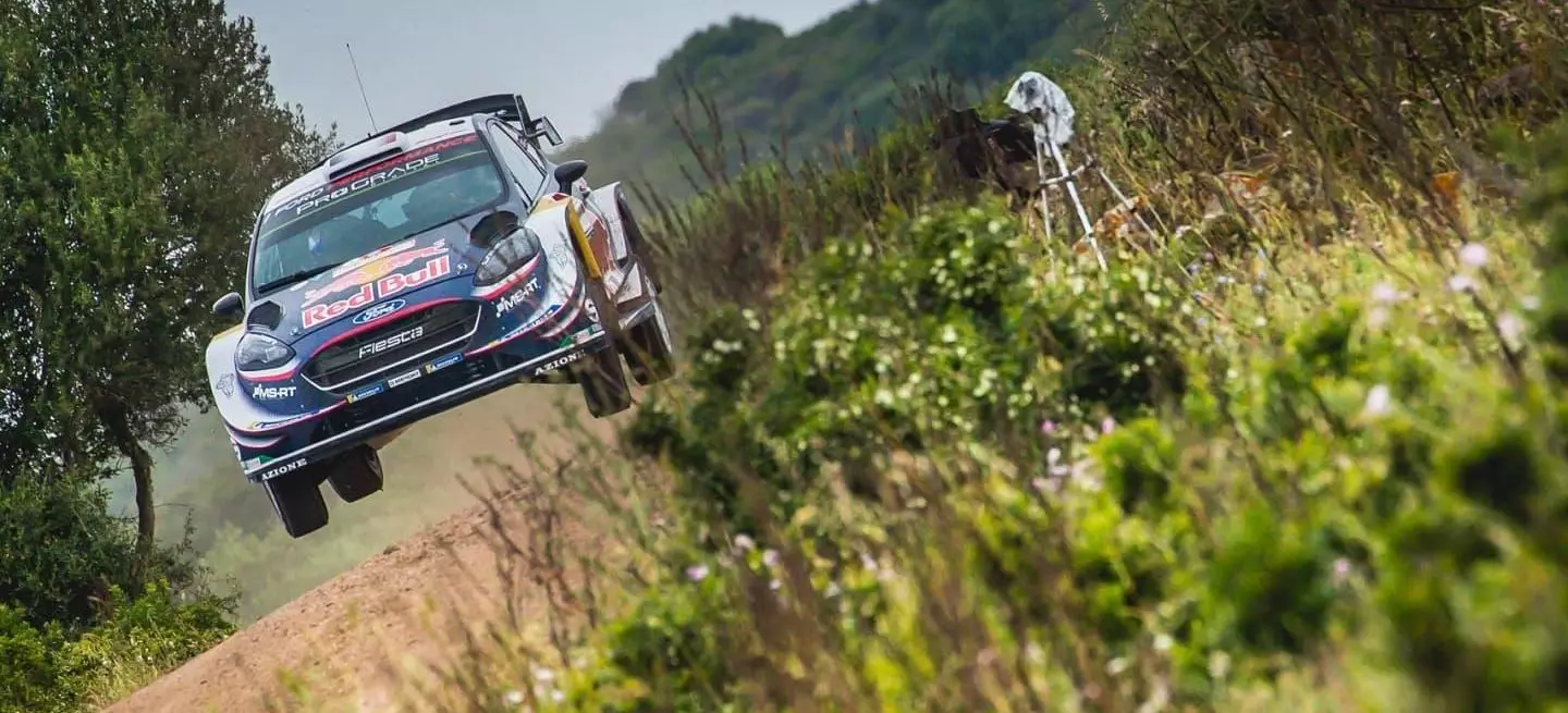 rally-italia-sardinia-wrc-2018-day-1-1